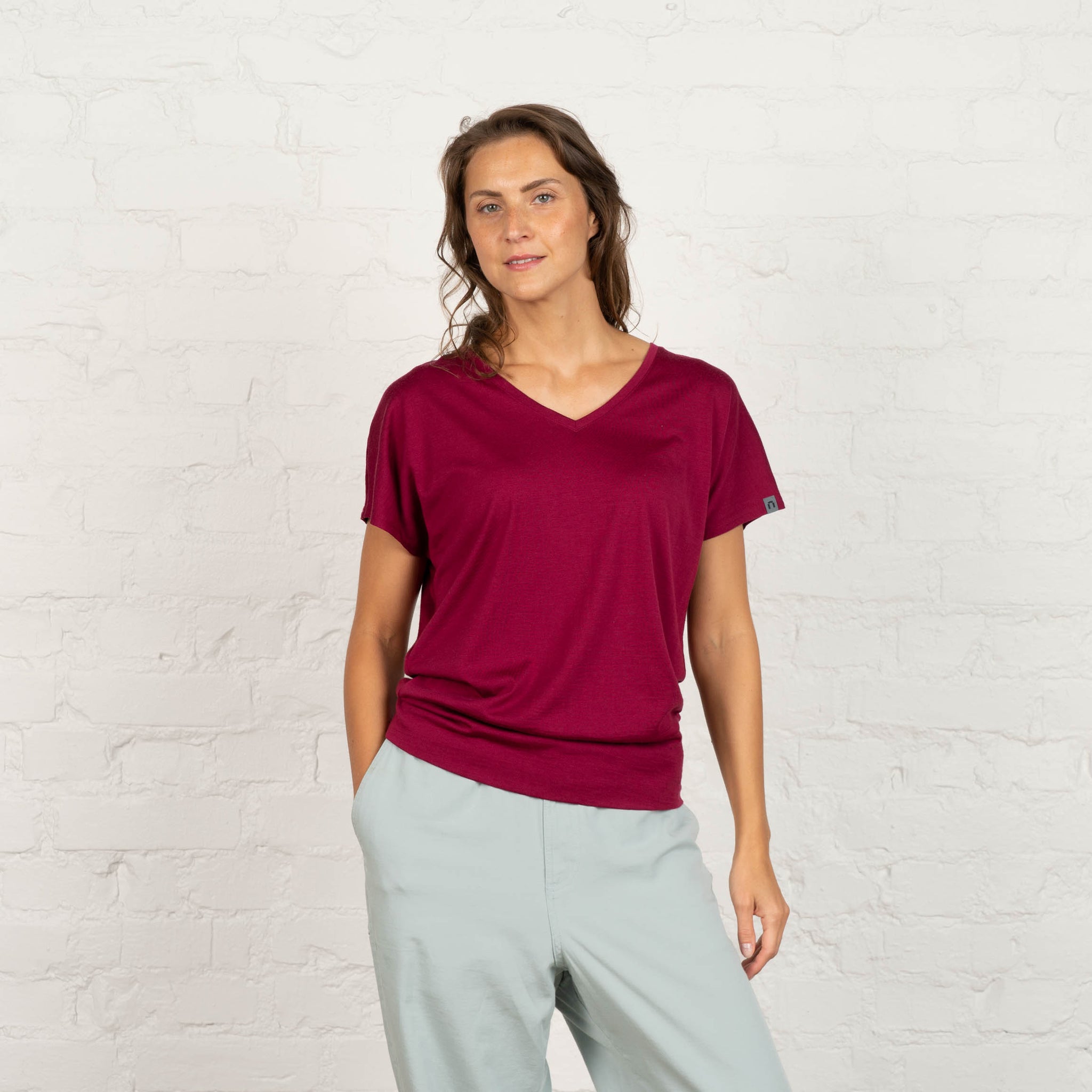 Eva merino T-shirt W - ruby